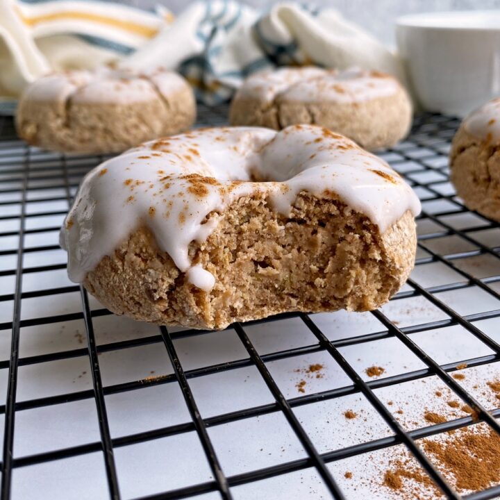 Cinnamon Apple Bagels (Paleo, Vegan, Nut Free) - Bake It Paleo