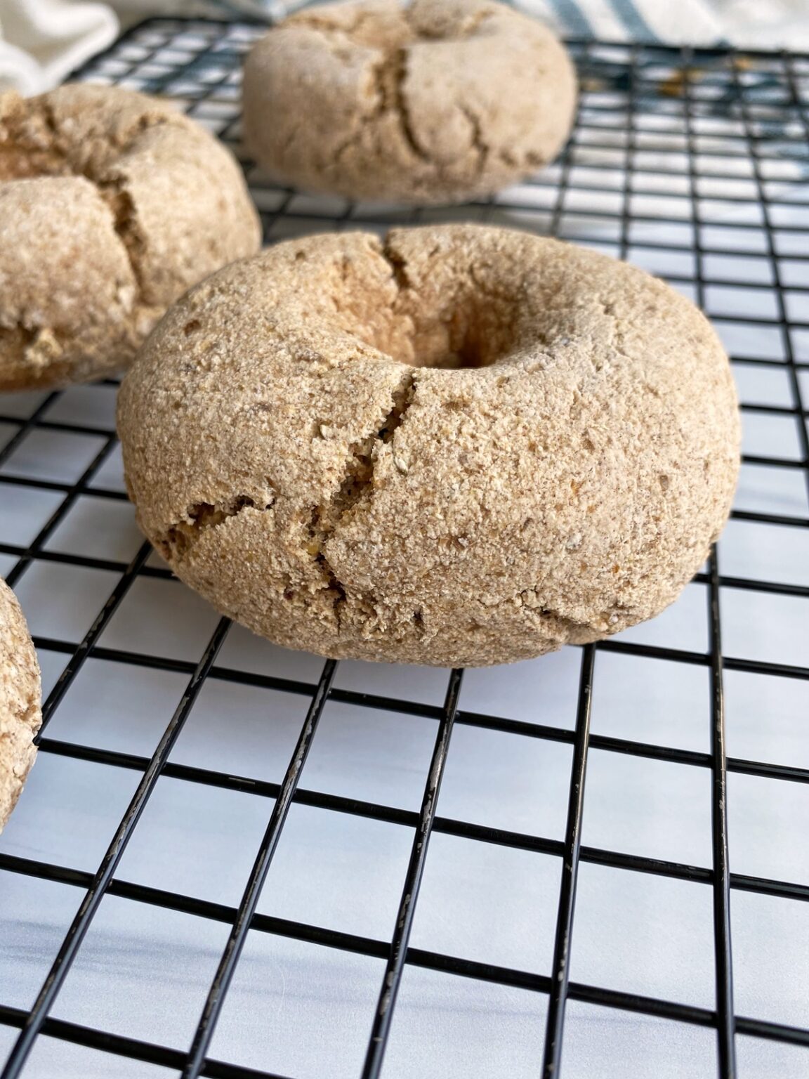 Cinnamon Apple Bagels (Paleo, Vegan, Nut Free) - Bake It Paleo