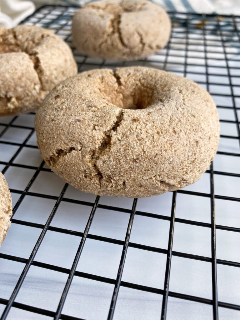 Cinnamon Apple Bagels (Paleo, Vegan, Nut Free) - Bake It Paleo