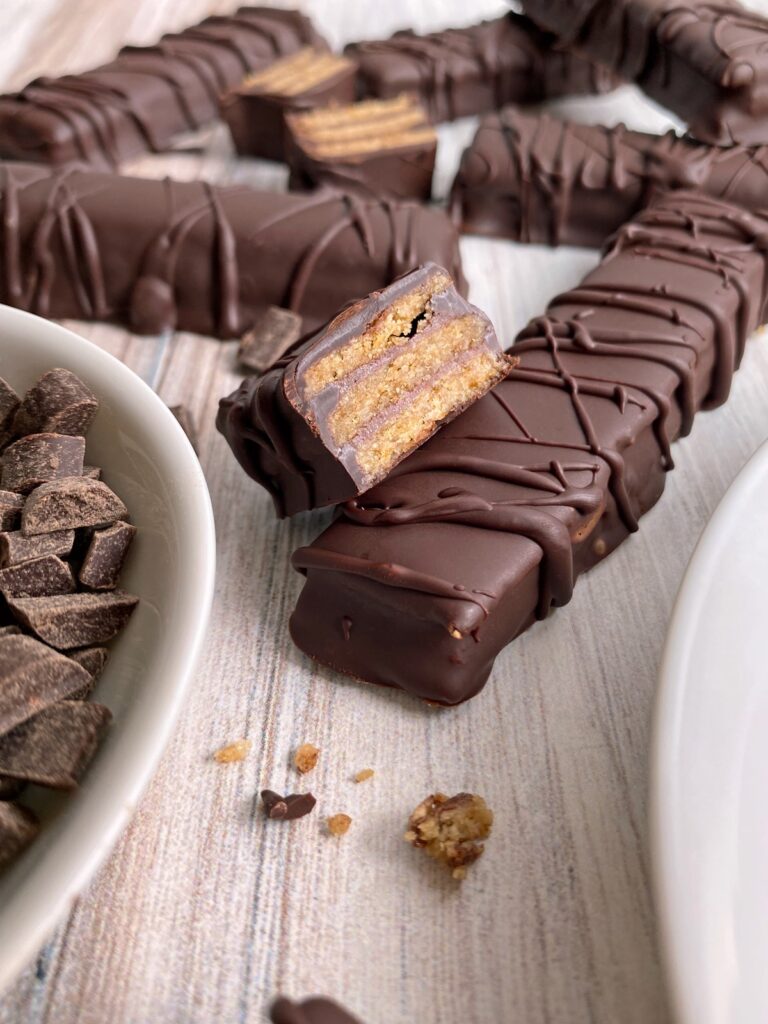 Healthy Kit Kat Recipe (Gluten Free, Vegan) - Bake It Paleo