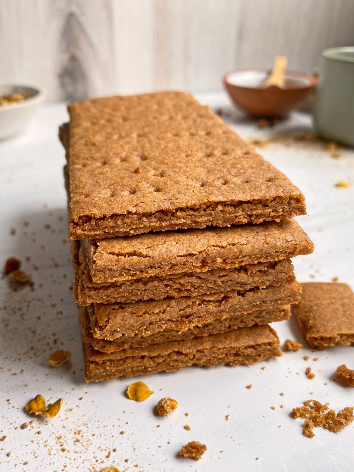 Paleo Graham Crackers (Nut Free, AIP) - Bake It Paleo