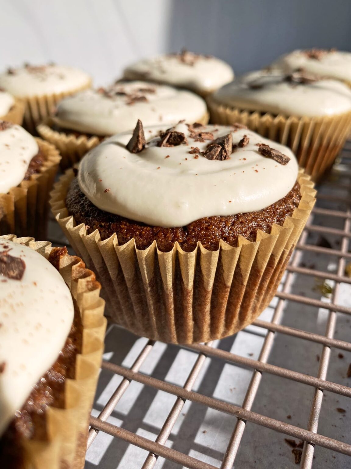 Chocolate Tigernut Flour Cupcakes (Paleo, Nut Free) - Bake It Paleo