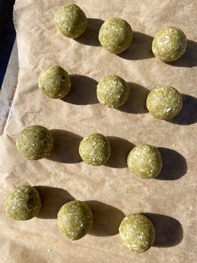 Green Energy Balls (No Oats) - Bake It Paleo