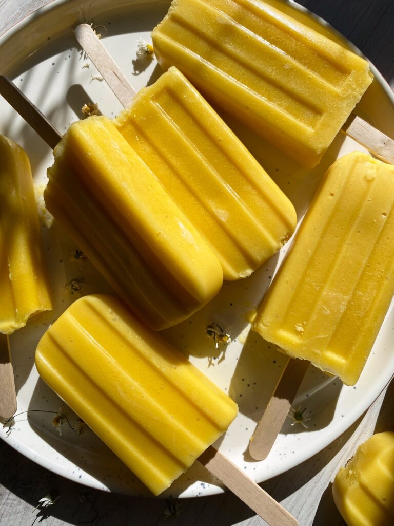 Healthy Mango Popsicles (Refined Sugar Free) - Bake It Paleo