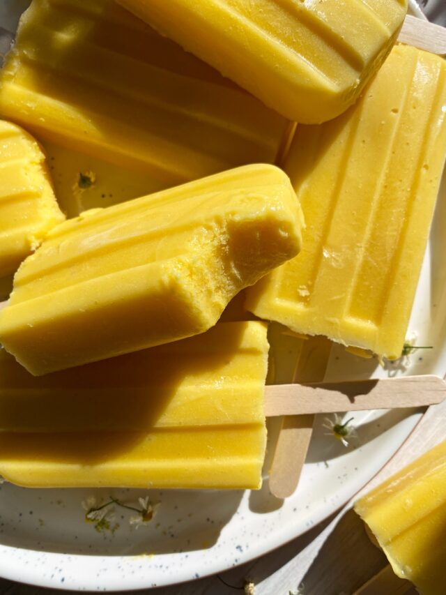 Healthy Mango Popsicles (Refined Sugar Free) - Bake It Paleo
