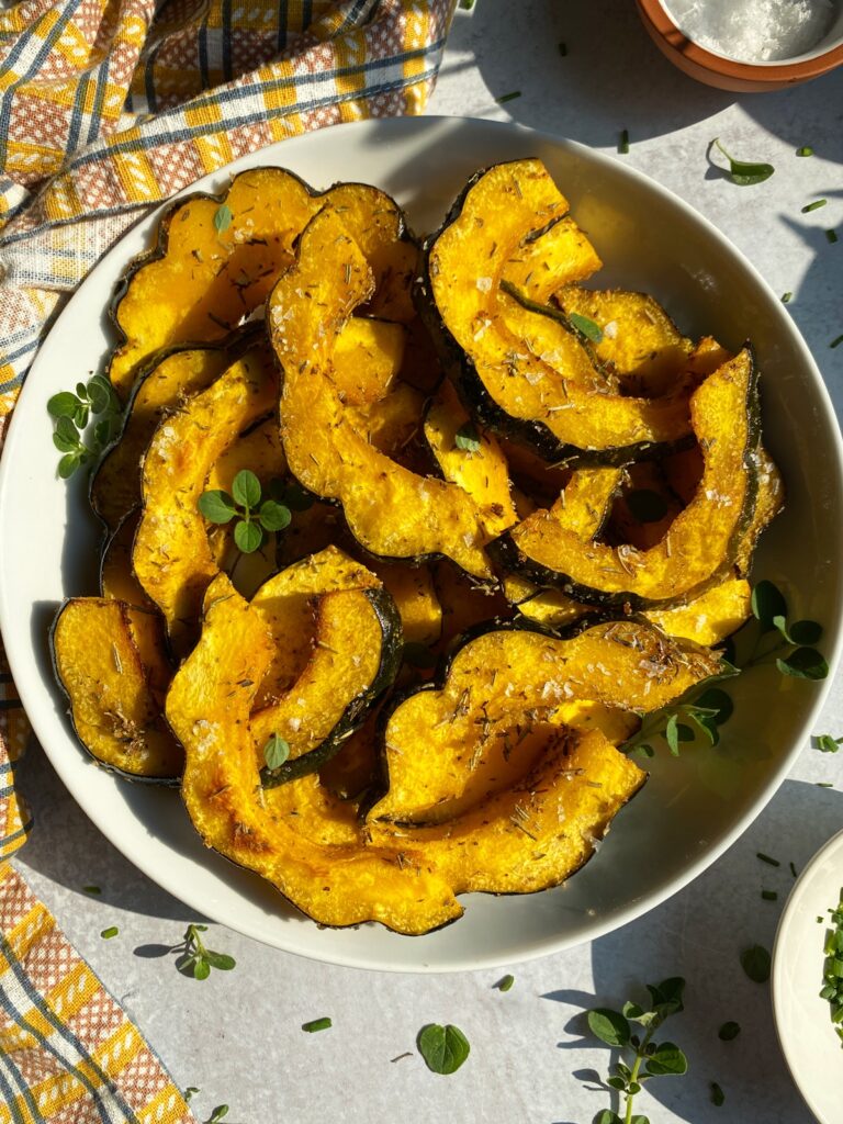 Herb Roasted Acorn Squash (Paleo, Whole30) - Bake It Paleo